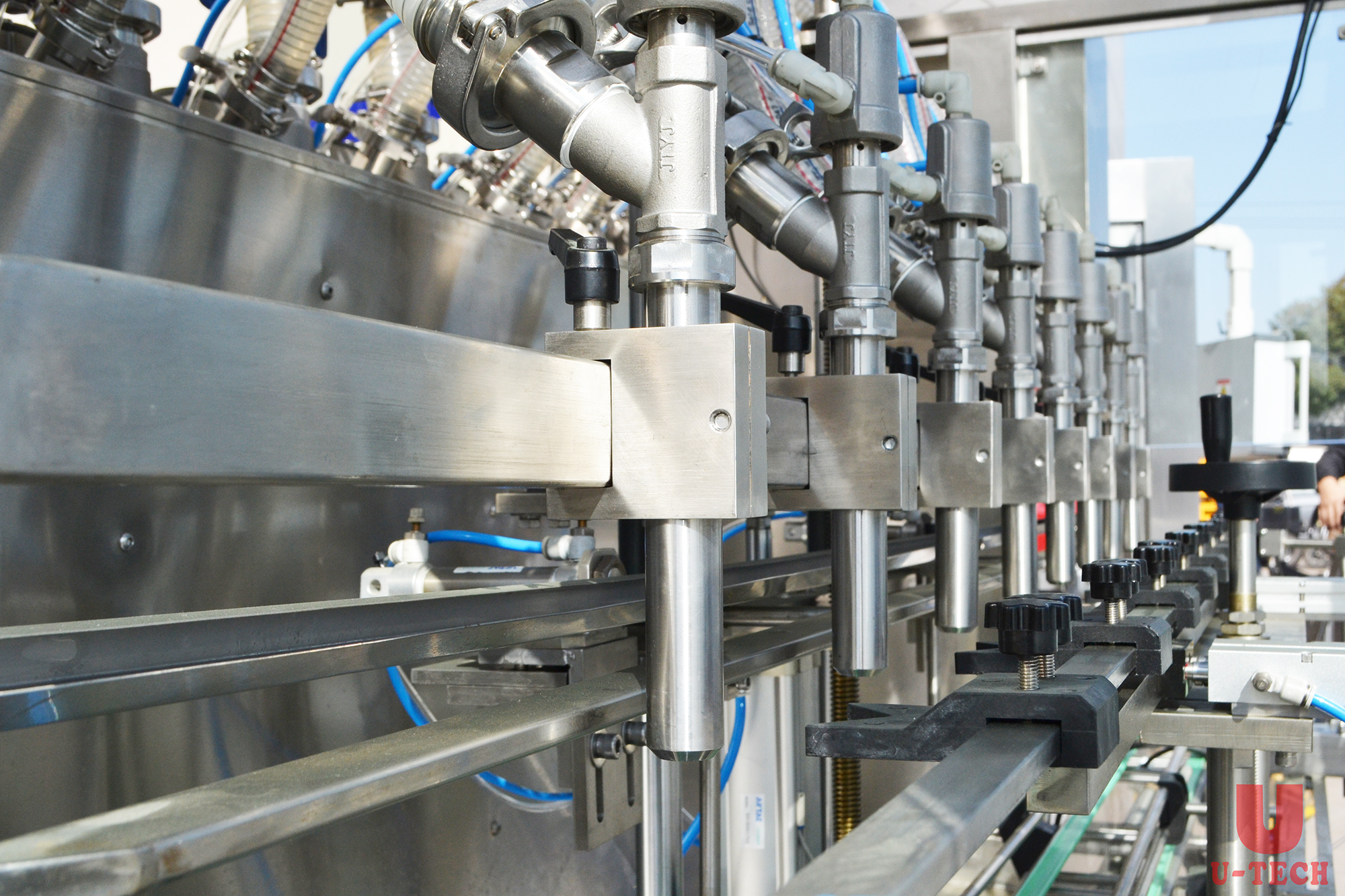 Automated Hand Sanitizer Filling Production Line Liquid Soap Inline ...